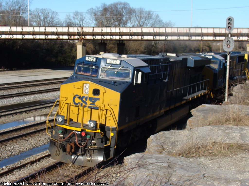 CSX 872